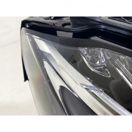 Mercedes W205 C180 C200 C220 Orjinal Sağ Led Far A2059067403